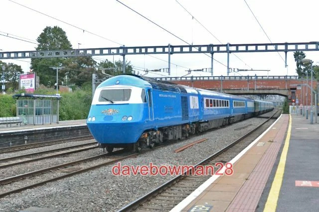 PHOTO (2) Class 43 Hst Blue Pullman At Newbury Station EUR 2,27 ...