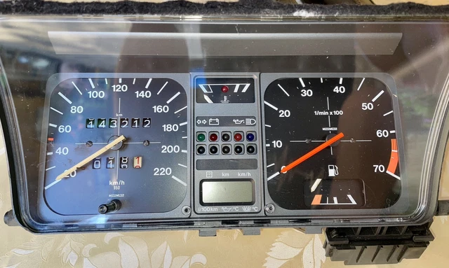 VW GOLF 1 Cabrio Tacho/ Kombiinstrument, MotoMeter. Dachbodenfund £65. ...