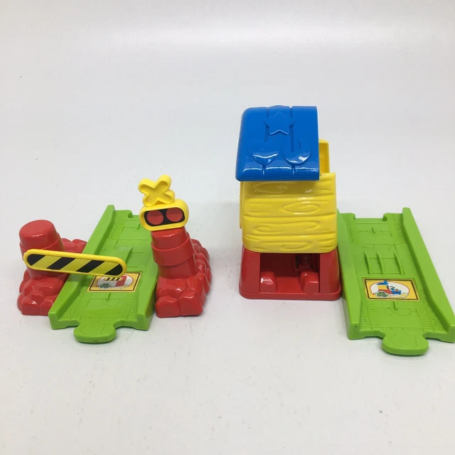 VTECH GO GO Smart Wheels Train Station Replacement Parts Green Track ...