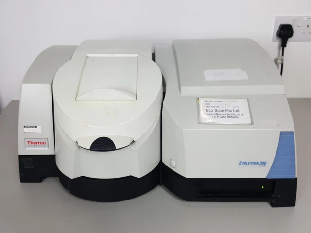 THERMO SCIENTIFIC EVOLUTION 300 BB Uv-Vis Spektrophotometer Teil No ...