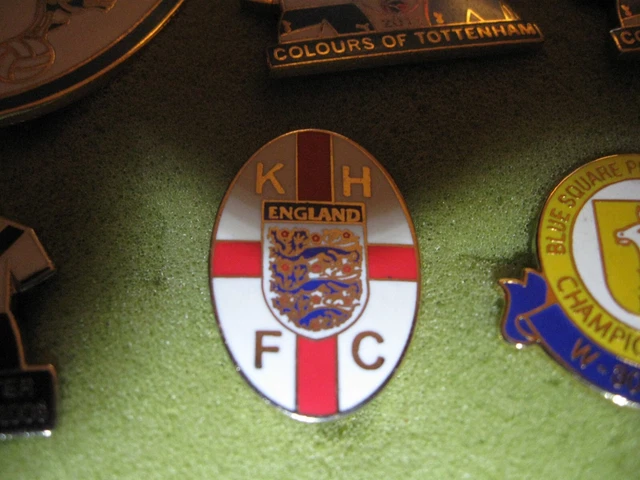 RARE OLD KIDDERMINSTER Harriers Non League Football Club Enamel Brooch ...