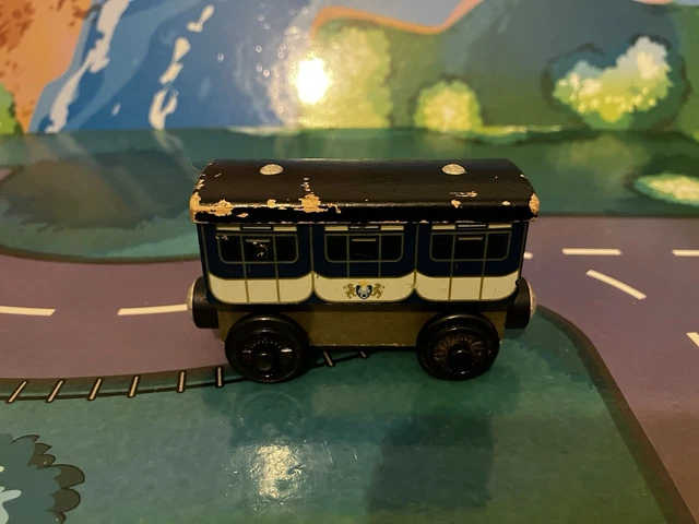WOODEN RAILWAY STEPHEN COACH Thomas & Friends Learning Curve Brio ...