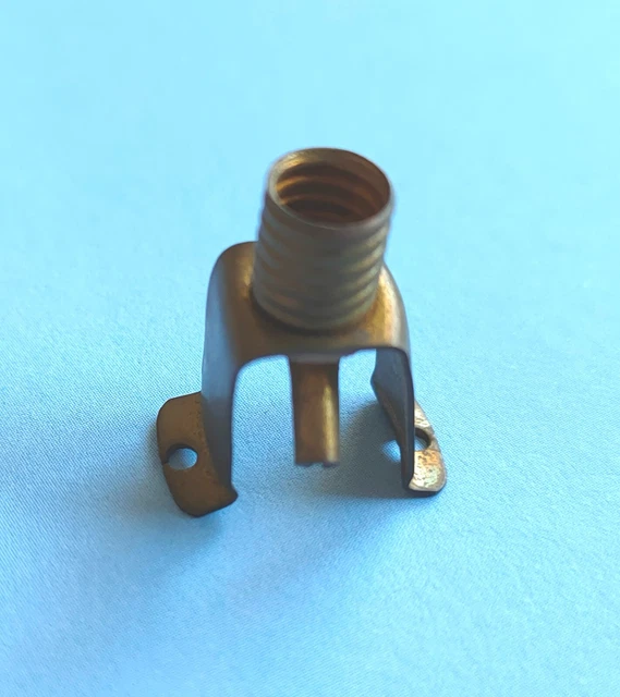 VINTAGE LES (E5) Liliput Screw Lamp Light Bulb Holder. Unused old stock ...
