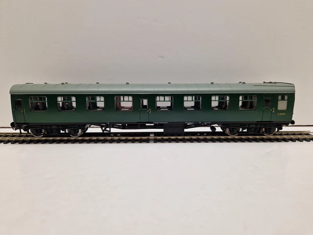 BACHMANN 39-053E BR Mk1 Second Open Coach Southern Region Green £32.00 ...