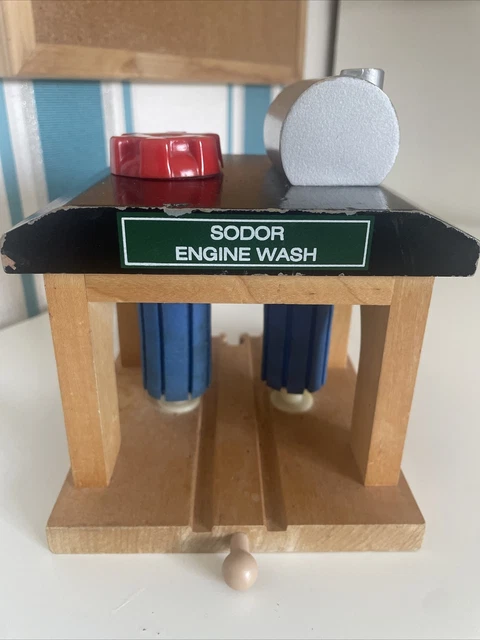 THOMAS THE TANK Engine - Sodor Engine Wash - Wooden £4.70 - PicClick UK