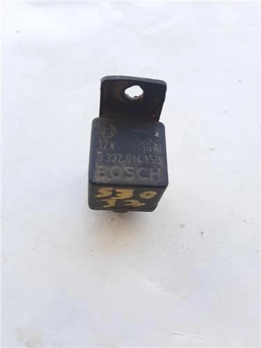 BOITIER FUSIBLES TOYOTA LAND CRUISER 2.4 TD 2L-T 0332014150 / 332014150 ...