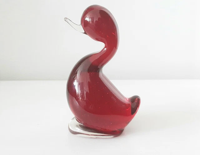 VINTAGE WHITEFRIARS GLASS Ruby Red Controlled Bubble Dilly Duck 14cm ...
