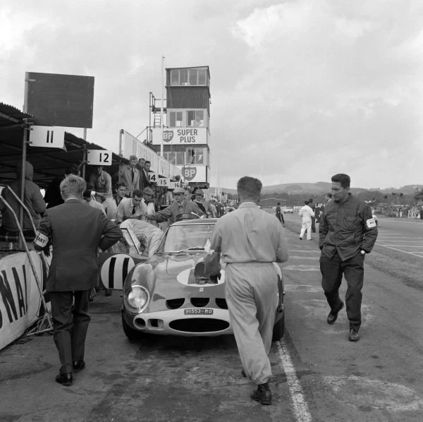 GRAHAM HILL, JOHN Coombs Ferrari 250 GTO 1963 Sports Car Motor Racing ...