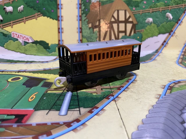 THOMAS THE TANK engine trackmaster trains Henrietta Carriage £6.95 ...