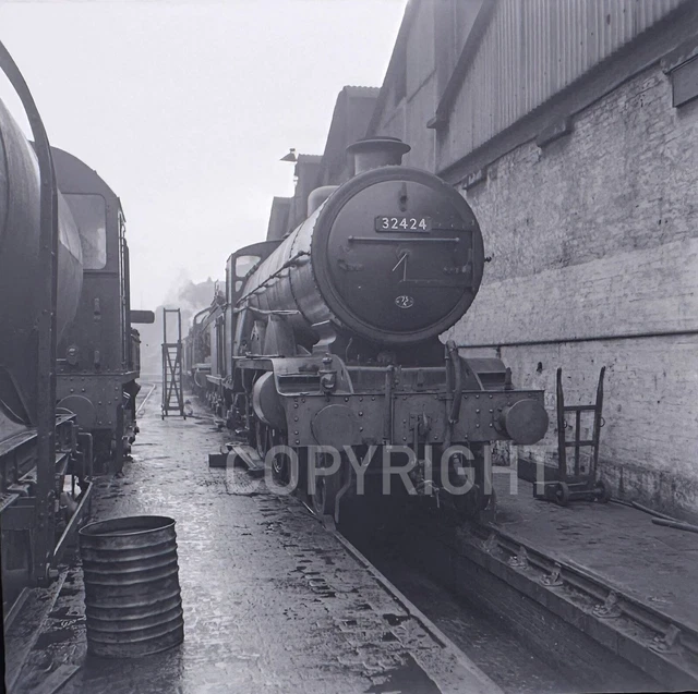 LARGER NEGATIVE BR British Railways Steam Loco 32424 at Brighton SN-655 ...