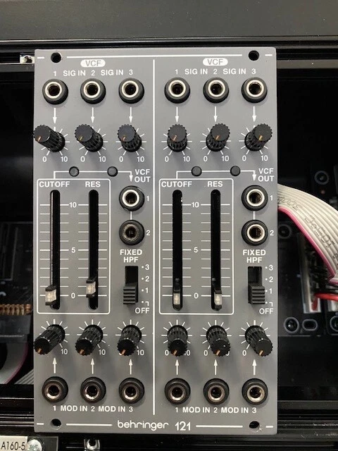 BEHRINGER 121 DUAL VCF Legendary Analog Dual VCF Module for Eurorack £ ...