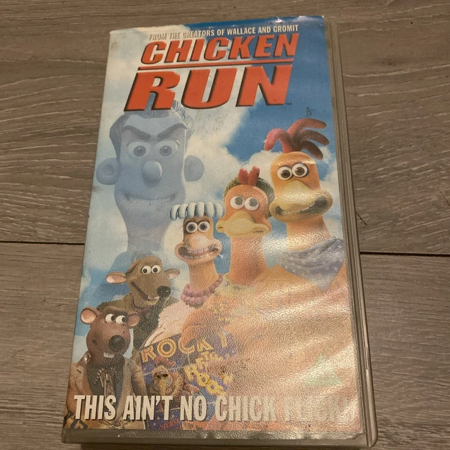 CHICKEN RUN VHS This Ain't No Chick Flick Comedy Children Aardman ...