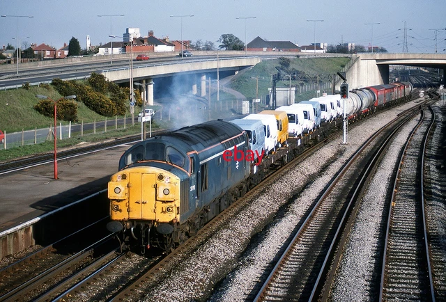 ORIGINAL 35MM SLIDE BR Class 37 no.37013 at Millbrook +rights for use £ ...