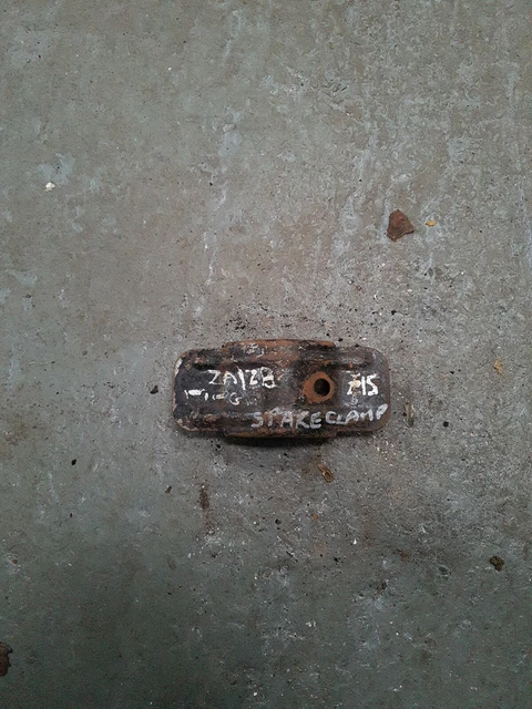 MG MAGNETTE ZA zb spare wheel clamp possibly mga £15.00 - PicClick UK