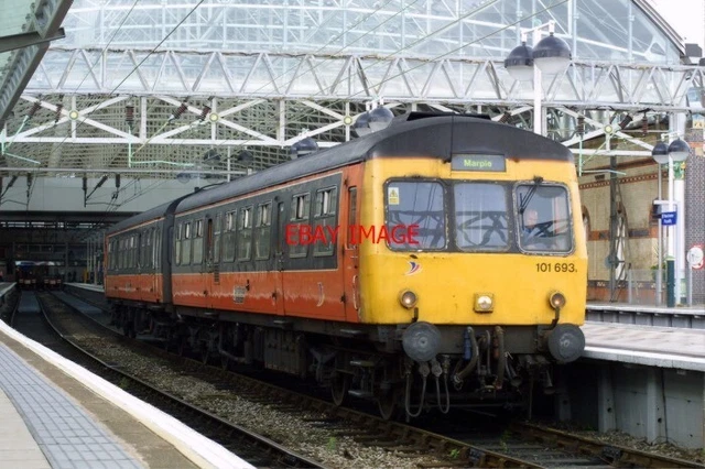 PHOTO CLASS 101 Dmu 101693 At Manchester Piccadilly On 11/08/01 £2.00 ...