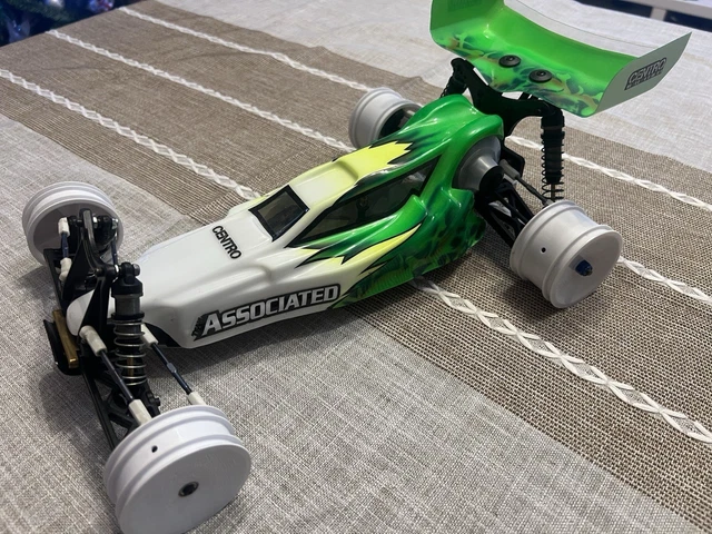 TEAM ASSOCIATED CENTRO C4.1 £250.30 - PicClick UK