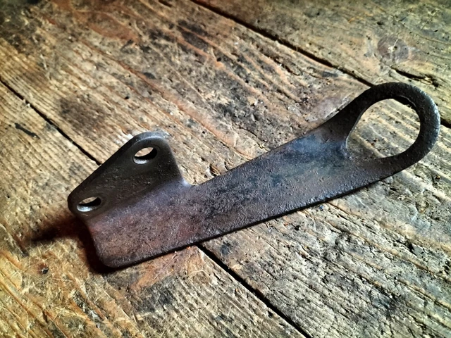 TRIUMPH TR5 AND TR6, Front Engine Lifting Eye. £17.50 - PicClick UK