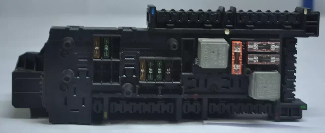 MERCEDES-BENZ C-CLASS W204 Rear Sam Fuse Box Control Unit A2049005601 £ ...