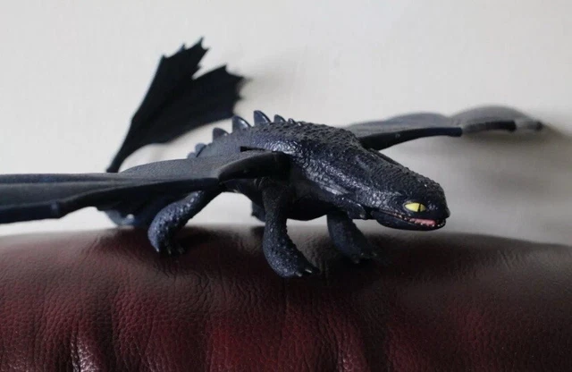 HOW TO TRAIN Your Dragon HTTYD RARE WILD TOOTHLESS NIGHT FURY 2010 ...