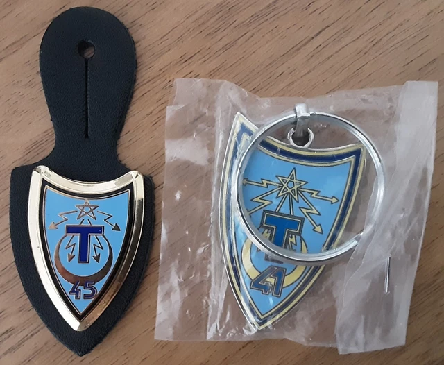 INSIGNE MILITAIRE DU 45 RT avec son porte clef. EUR 4,00 - PicClick FR