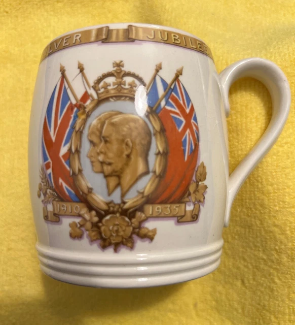 VINTAGE KING GEORGE Queen Mary 1935 Silver Jubilee Cup British pottery ...