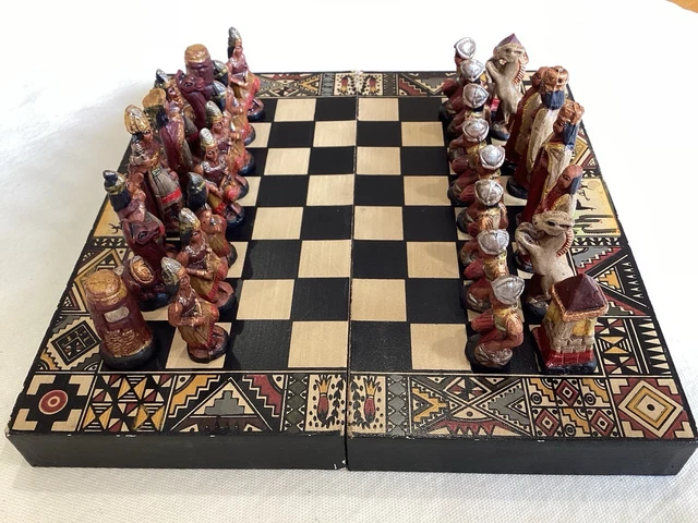VINTAGE CHESS SET AZTEC INCAS SPANISH CONQUISTADORS HAND PAINTED K 54mm ...