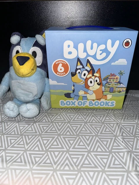 BLUEY CARTOON BOX Of Books, Set of Kids Stories X6 in Small Carry ...