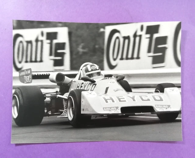 ALTES FOTO ROLF Stommelen Chevron B35 BMW Formel 2 EM Fred Opert Racing ...