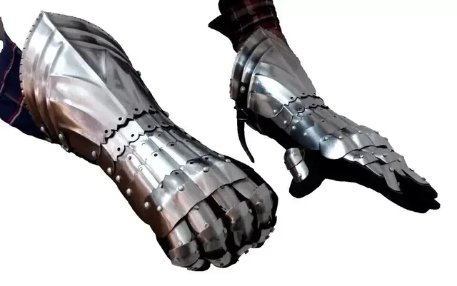MEDIEVAL WARRIOR METAL Gothic Knight Style Gauntlets Functional Armor ...