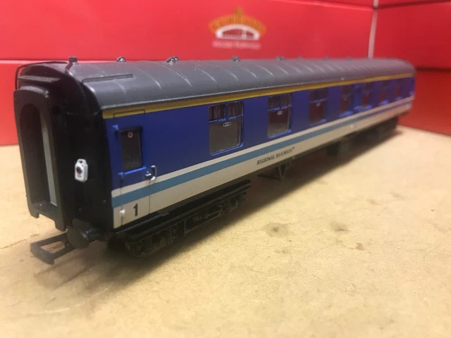 BACHMANN BR MK1 Corridor First FK Coach Regional Railways 39-156 ...
