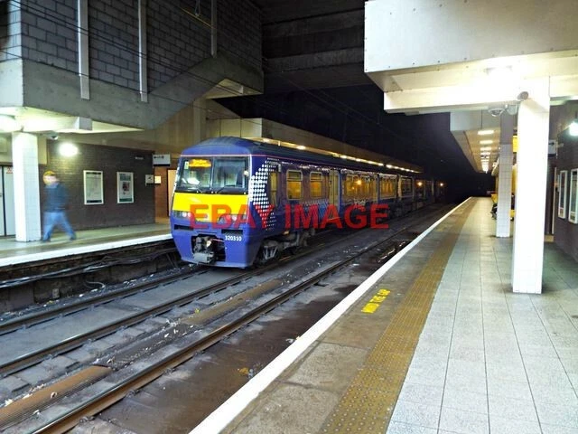 PHOTO CLASS 320 Train No 320310 Charing Cross Railway Station With A ...