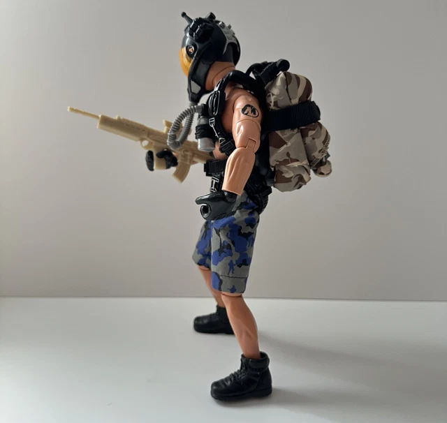 FIGURINE ACTION MAN parachute camouflage Paratrooper 1996 Hasbro rare ... FIGURINE ACTION MAN parachute camouflage Paratrooper 1996 Hasbro rare ...