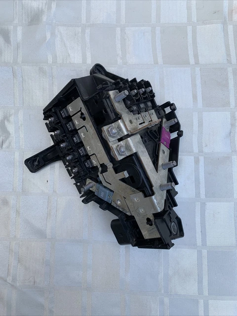 MERCEDES BENZ C43 Amg A205 W205 Power Relay Fuse Box A2055407011 £35.00 ...