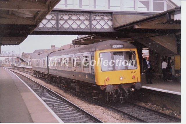 RAIL PHOTO DMU S943 51930 51561 @ Llanelli 9/9/89 12:29 to Swansea £1. ...