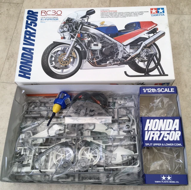 TAMIYA HONDA VFR750R Rc30 Motorbike / Motorcycle Model Kit Complete Not ...