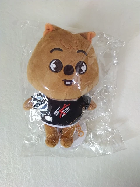 STRAY KIDS SKZOO Han Quokka Official Mini Plush Doll The Victory Ver. £ ...