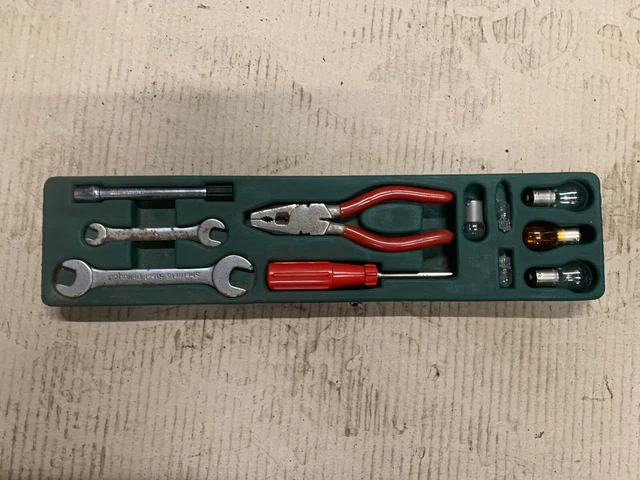 JAGUAR TOOL KIT Full Set Of Tools X300 Xj6/12 Xjr Sovereign Daimler 94 ...