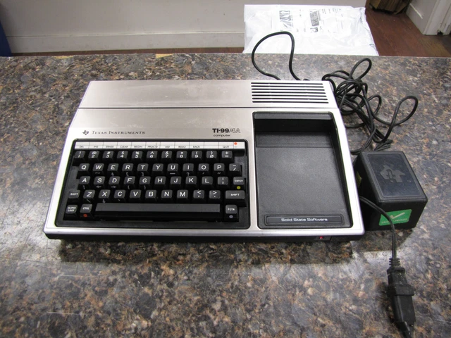 VINTAGE TEXAS INSTRUMENTS TI-99/4A Model PHCOO4A Computer w/power ...
