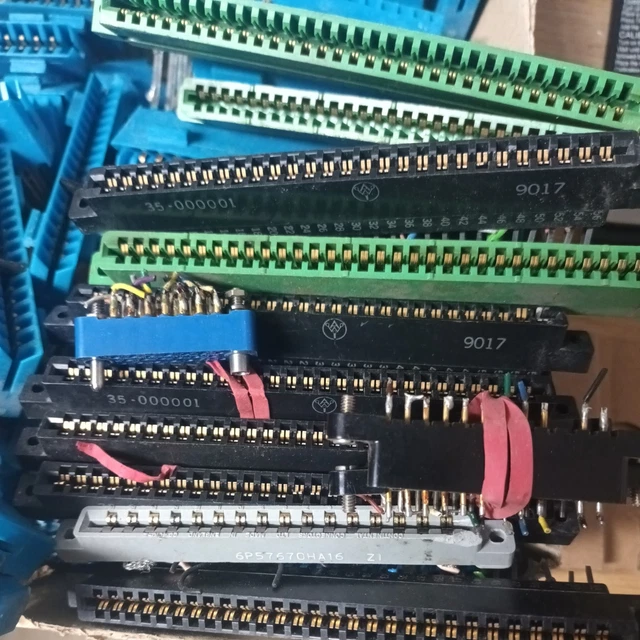 VERY OLD CONNECTORS Card Edge Wire Wrap Gold Recovery Joblot £63.12 ...