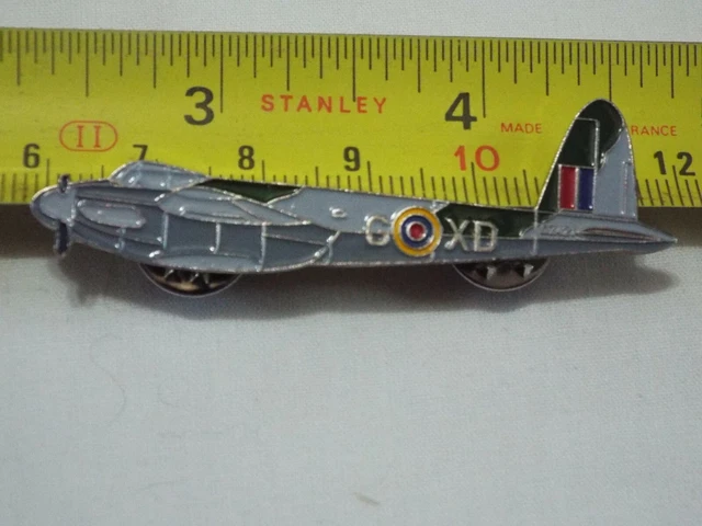 ATLAS DE HAVILLAND Mosquito Mk Iv Aircraft Pin Badge £7.99 - PicClick UK