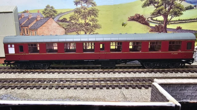 R40507 HORNBY BR Mk1 Coach SK (Standard Corridor) London Midland Region ...