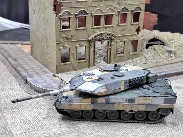 BUNDESWEHR PANZER LEOPARD 2A7 NATO Camouflage gebaut+gebrusht+gealtert ...