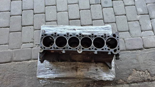BMW E36,E34 M50B25 bare engine block for Turbo 25 6S 1 1735783 from e34 ...