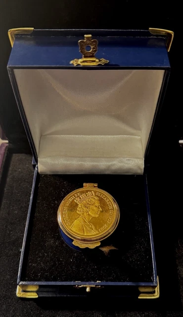 QUEEN ELIZABETH II Golden Jubilee Commemorative Gold Coin Trinket Box £ ...