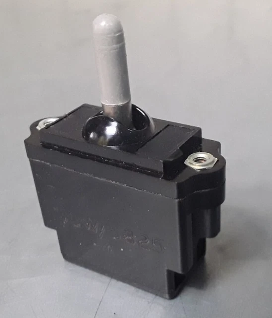 AVRO VULCAN/AVRO SHACKLETON 5CW/5825 Tumbler Interruttore, ex-MOD ...