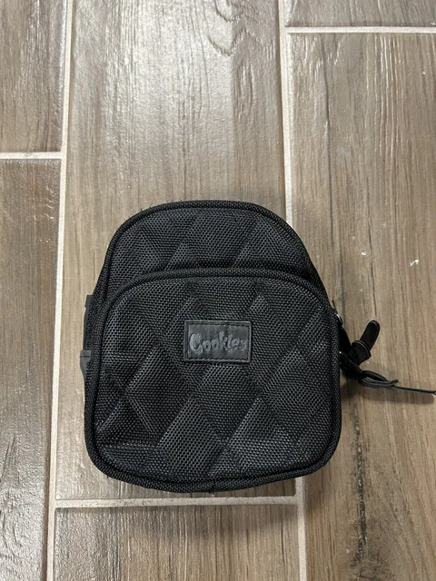 COOKIES SF BERNER Carbon Fiber Mini Quilted Smell Proof Packs Bag Black ...