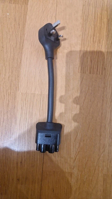 TESLA GEN II SMART UK 3 PIN ADAPTER UMC 10A/250V PN: 1455440-10-D £39. ...
