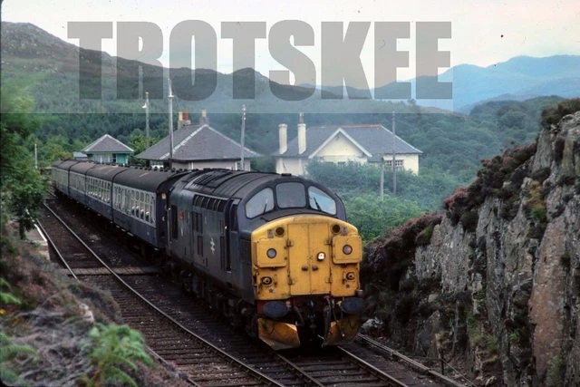 35MM SLIDE BR British Rail Diesel Loco Class 37 37027 Arisaig 1984 ...