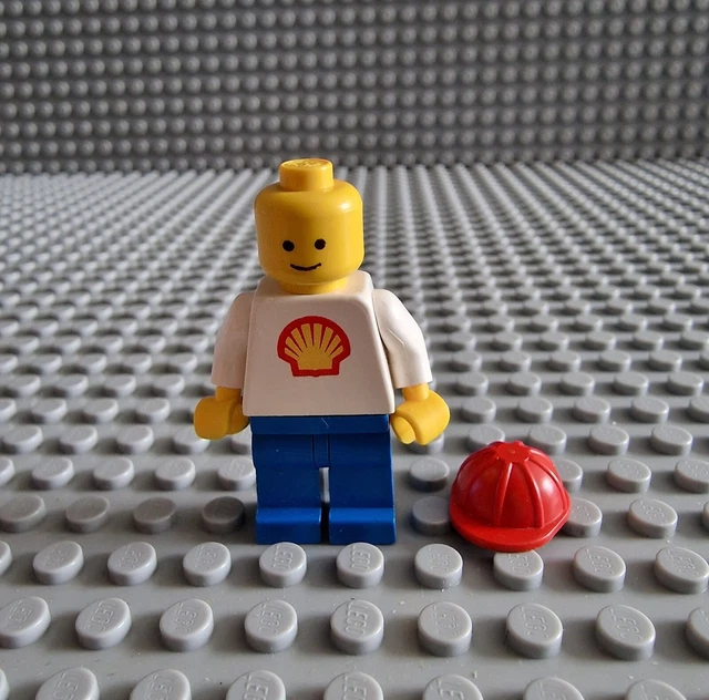 LEGO CITY TOWN Shell Figure Minifigure Gas Station Vintage A075 £4.09 ...