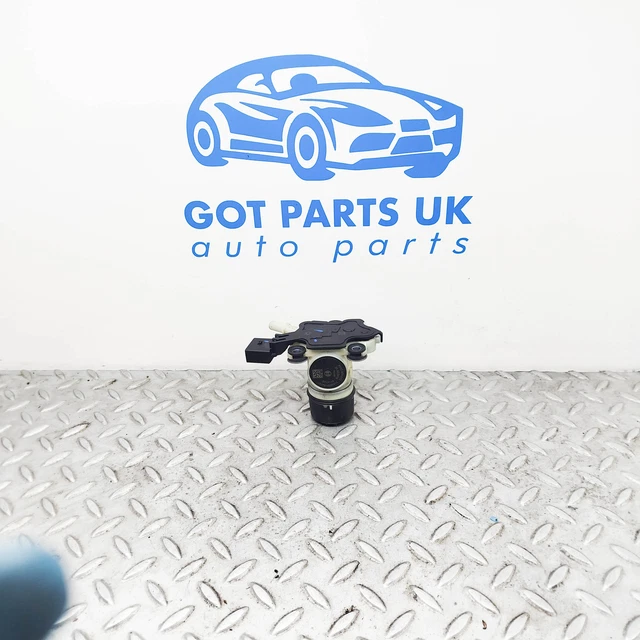 MERCEDES-BENZ E220 W212 2015 Gruppo Iniezione Pompa Adblue F01C250151 ...